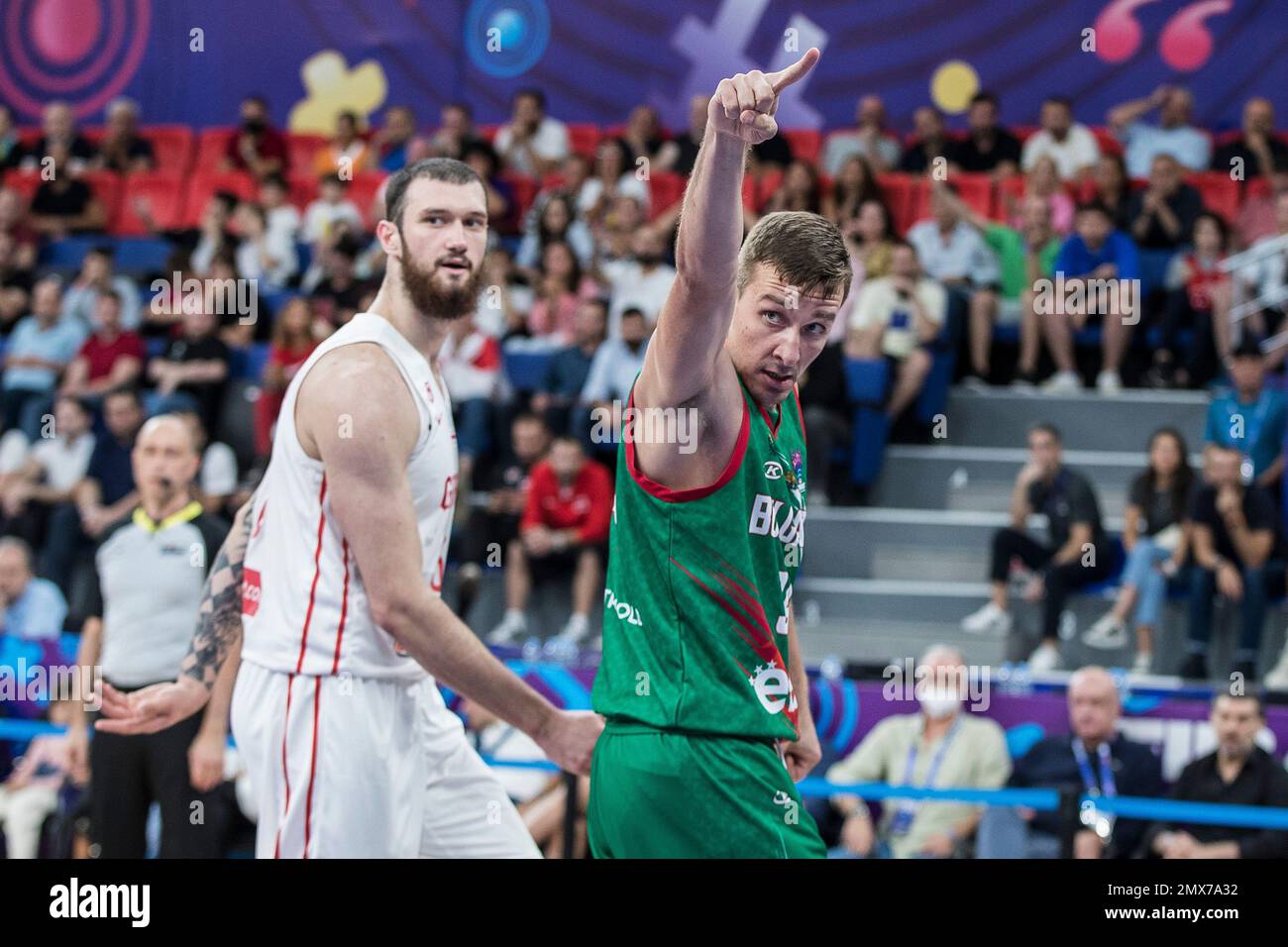 Group of people 2022 2023 hi-res stock photography and images - Alamy