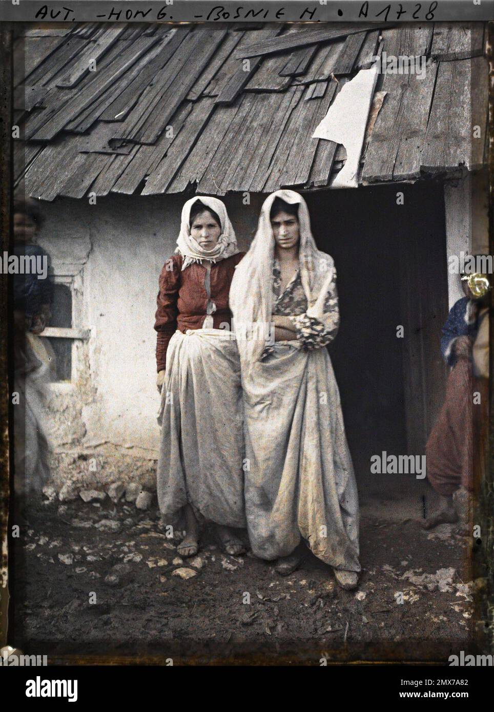 (French - ﻿Sarajevo , Bosnie-Herzégovine Femmes tziganes Stock Photo ...