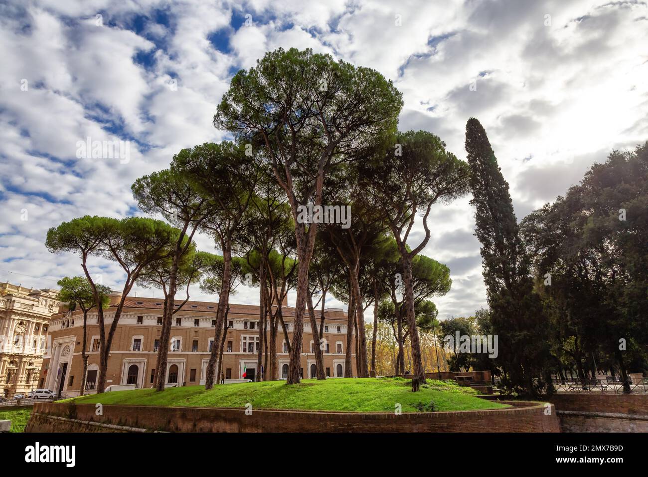 Historic Park in Rome, Italy Stock Photo - Alamy