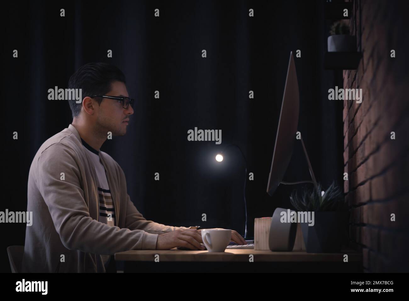 Journalist working with modern computer in office Stock Photo - Alamy