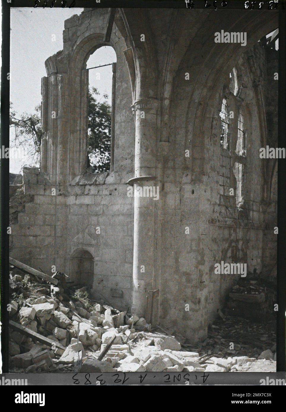 Church ruins bombing arc arcade arceau religious architecture hi-res ...