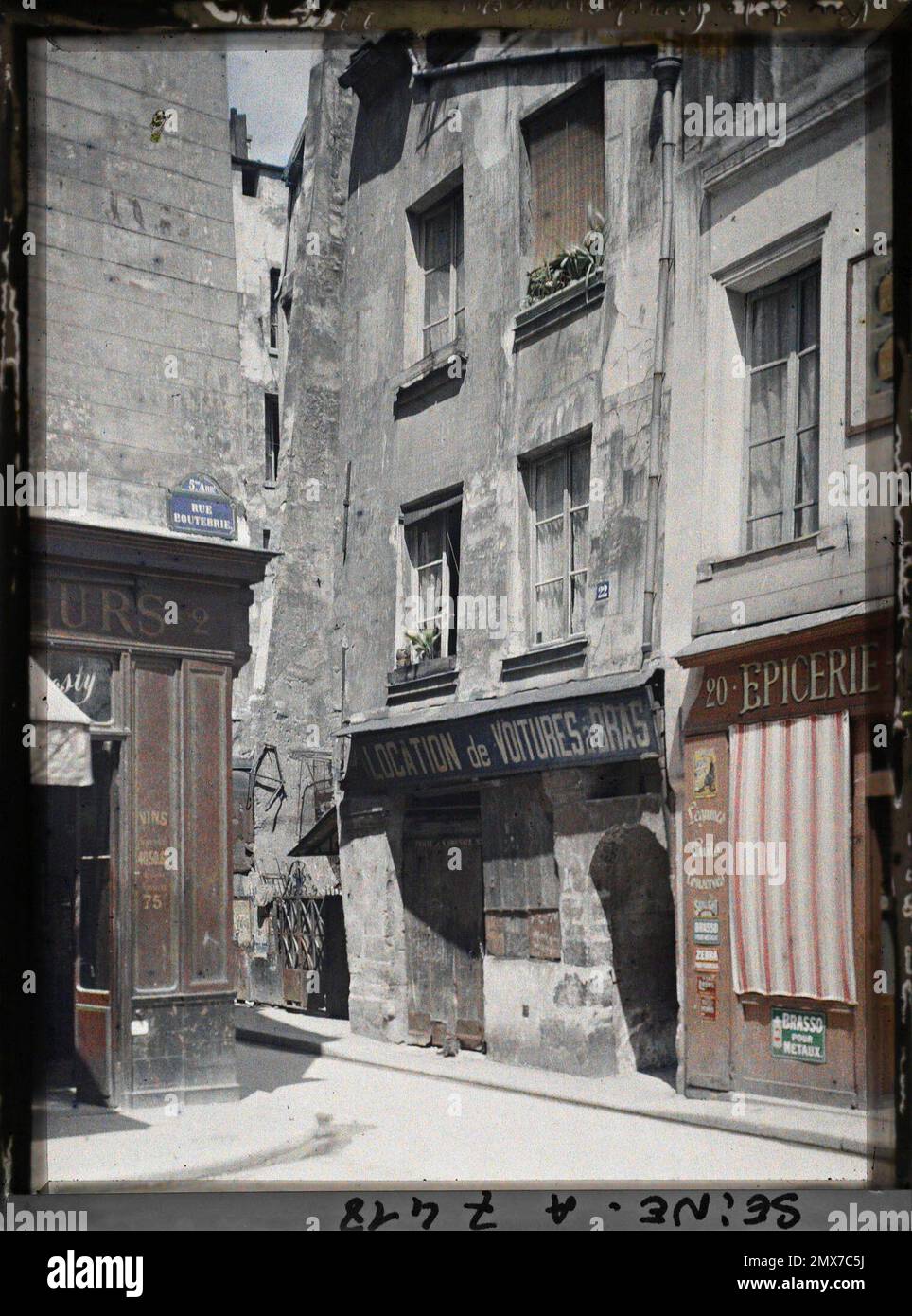 Paris (5), France crossing streets of the parchment and Boutebrie Stock ...