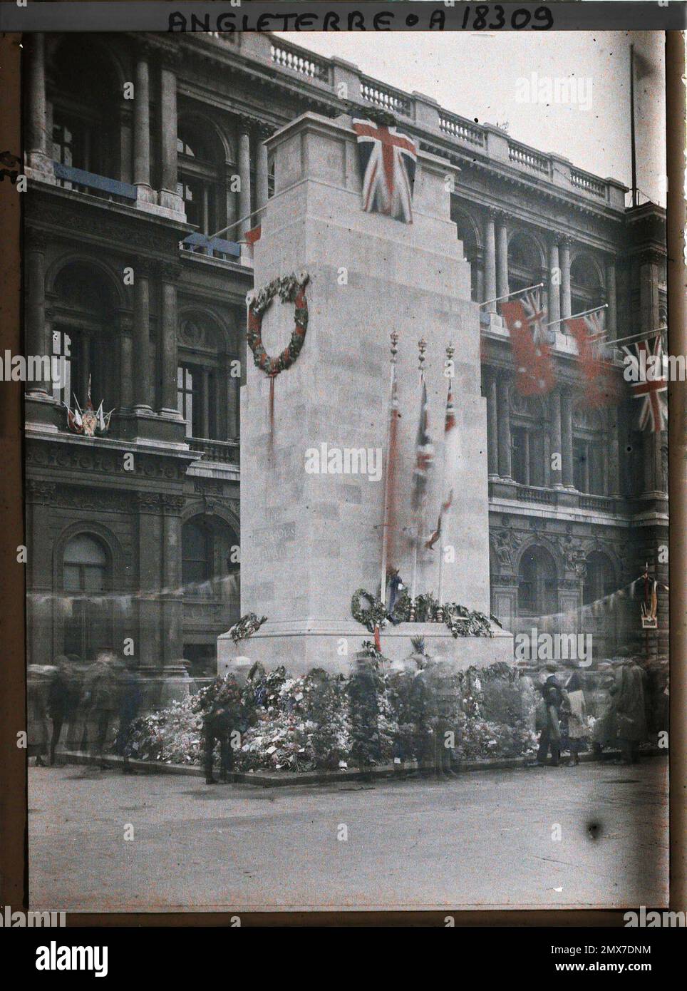 The cenotaph london with flowers hi-res stock photography and images ...
