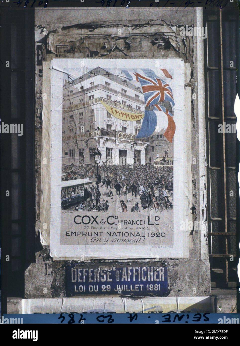 Paris, France displays the national loan of 1920, Cox & Cie Stock Photo ...
