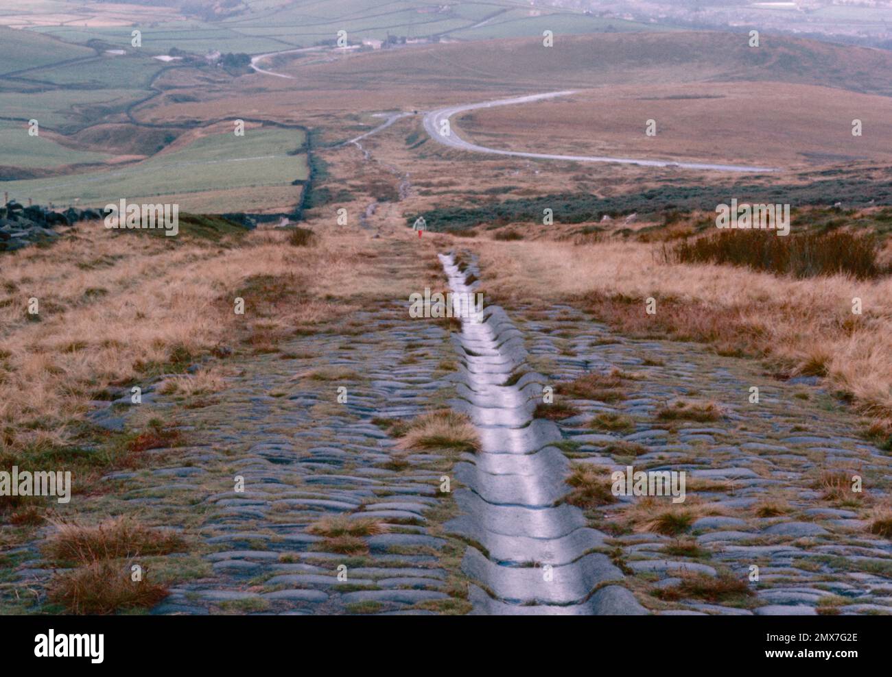 Blackstone edge long causeway hi-res stock photography and images - Alamy