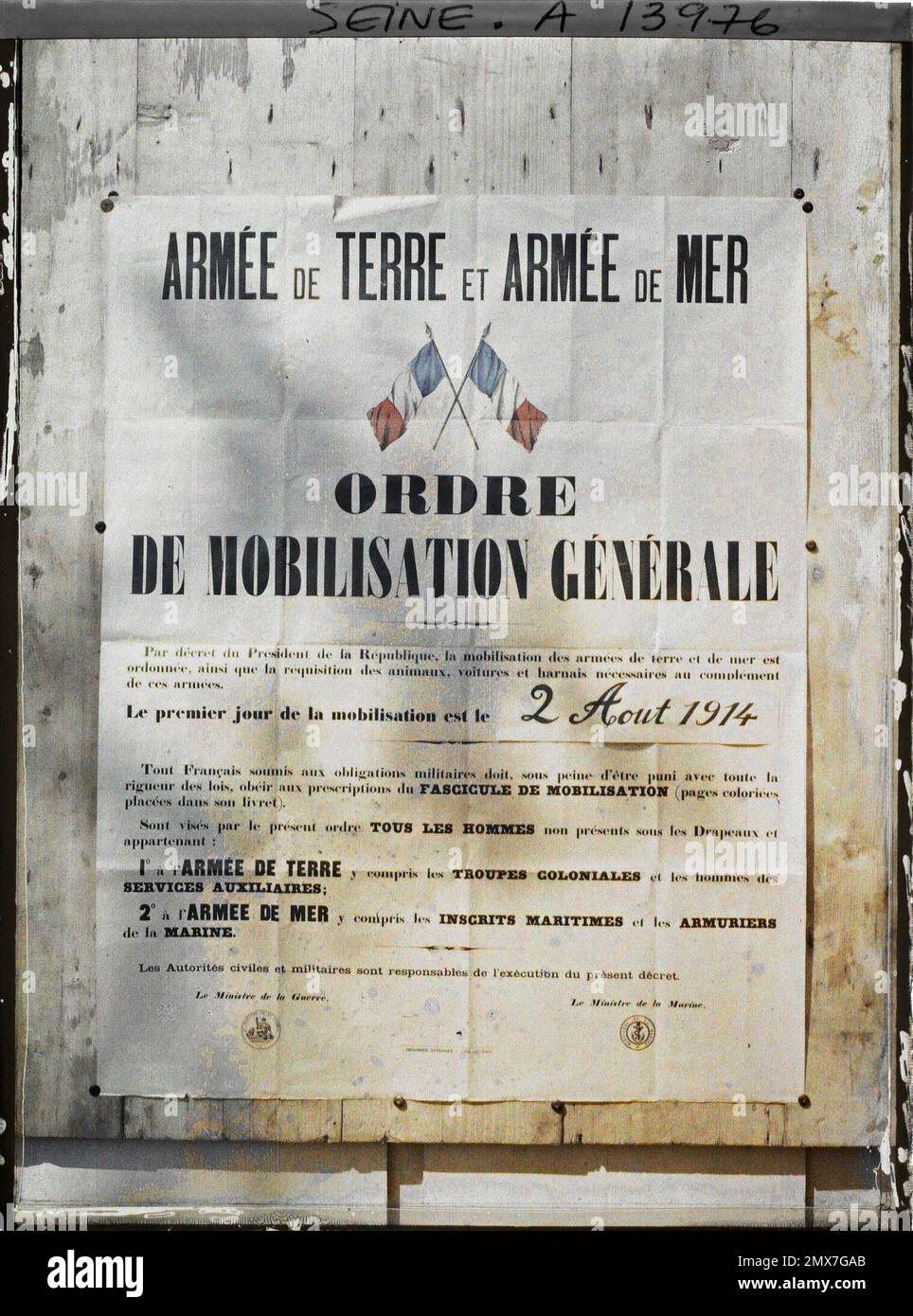 Paris, France displays the general mobilization of August 2, 1914 Stock ...