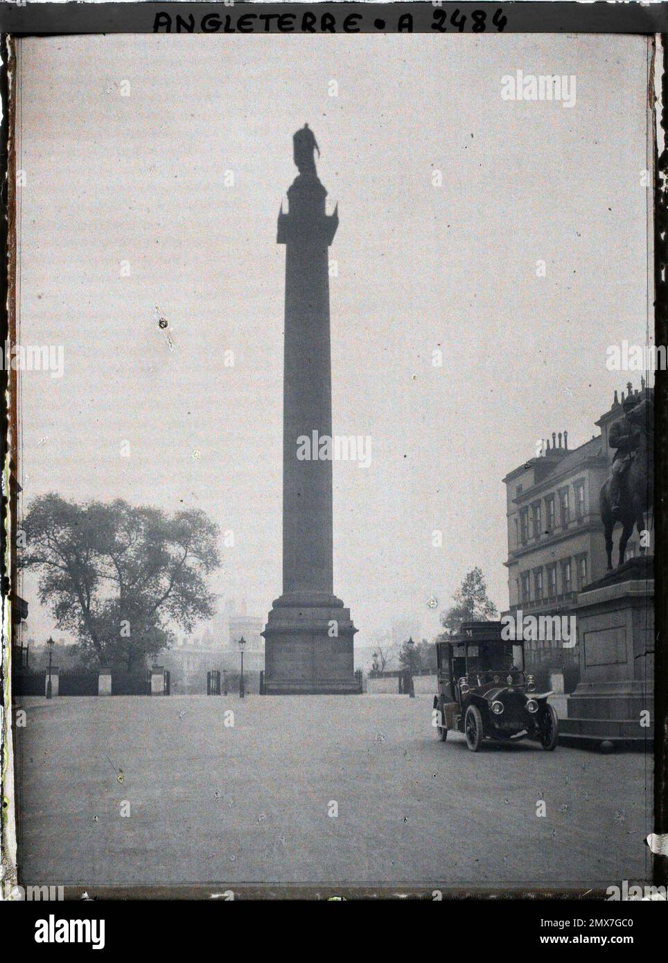 London, England the statue of Colonel Nelson at Trafalgar Square , 1913 ...