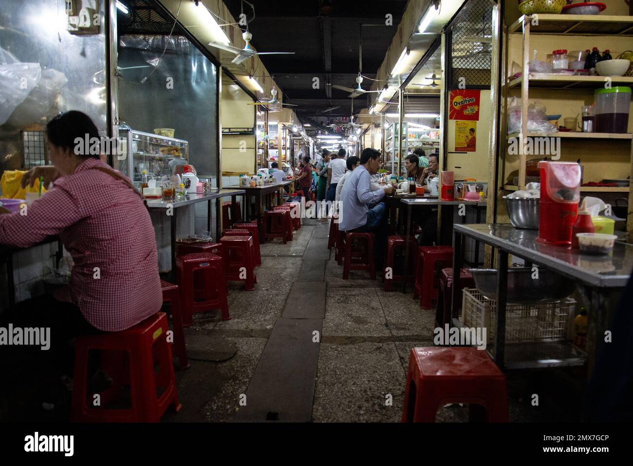 Photo cambodia hi-res stock photography and images - Alamy