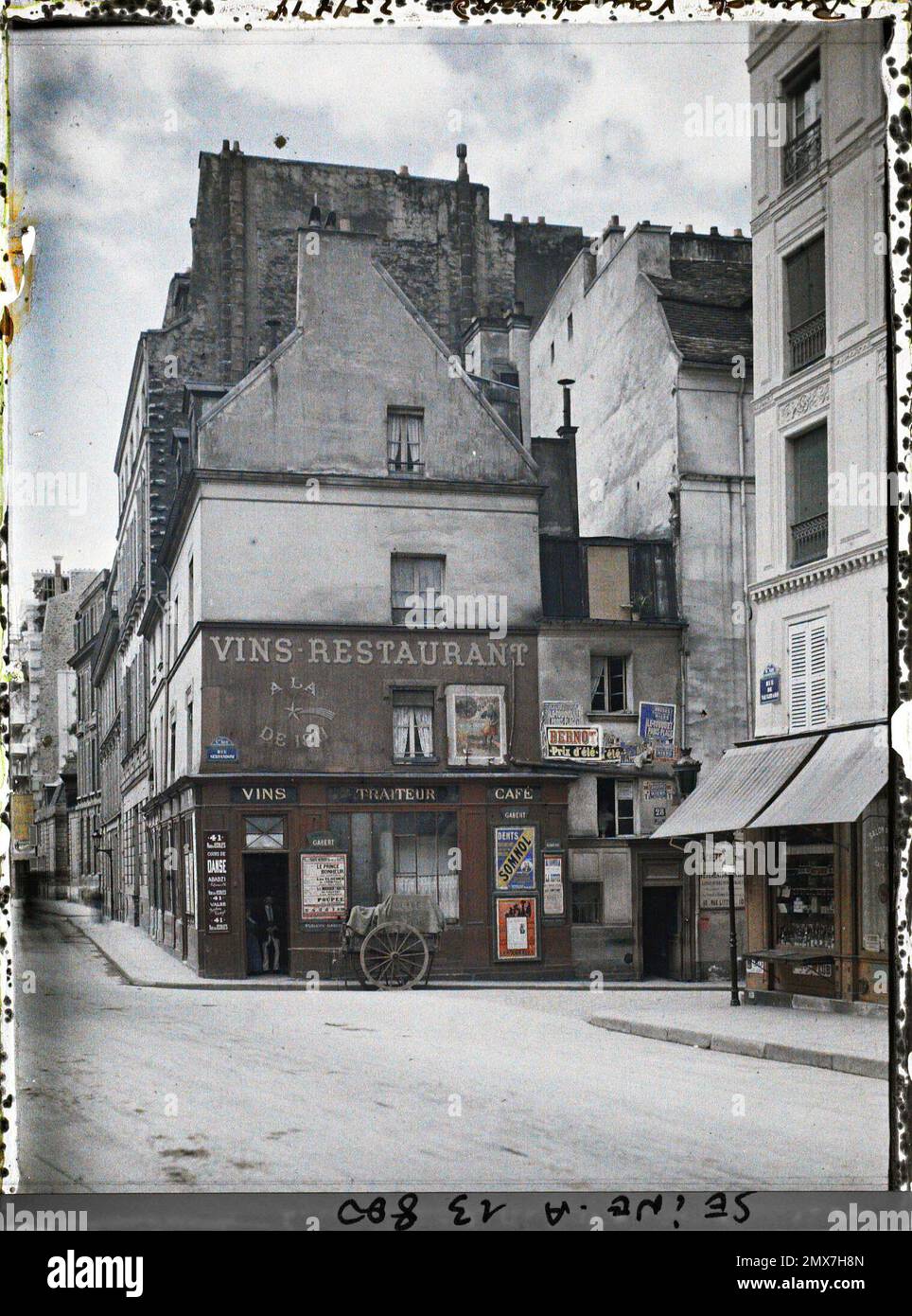Paris (Arr.), France rue de Vaugirard and rue Servandoni Stock Photo ...