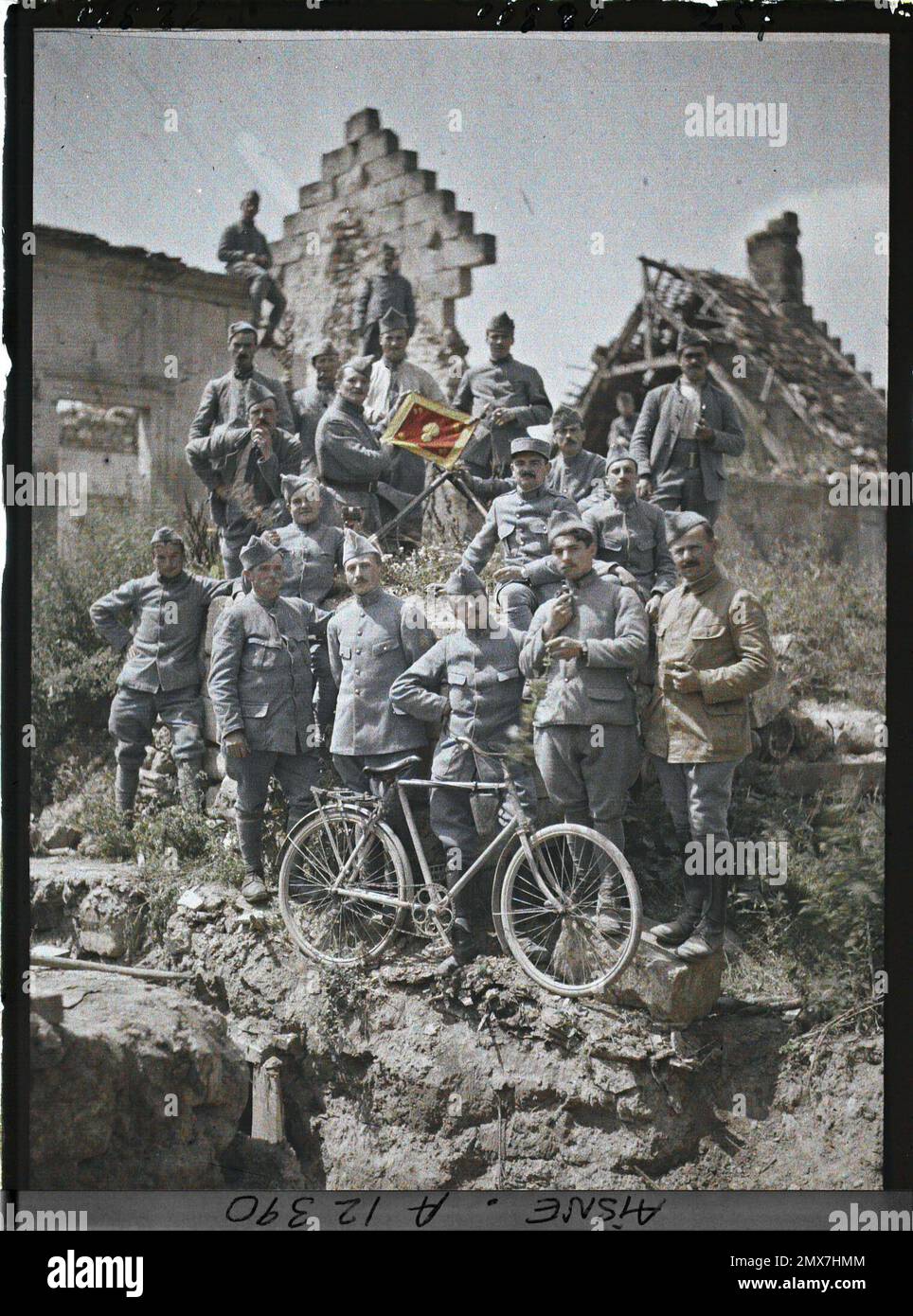 Chivres, Aisne, France The non-commissioned officers of the 370th ...