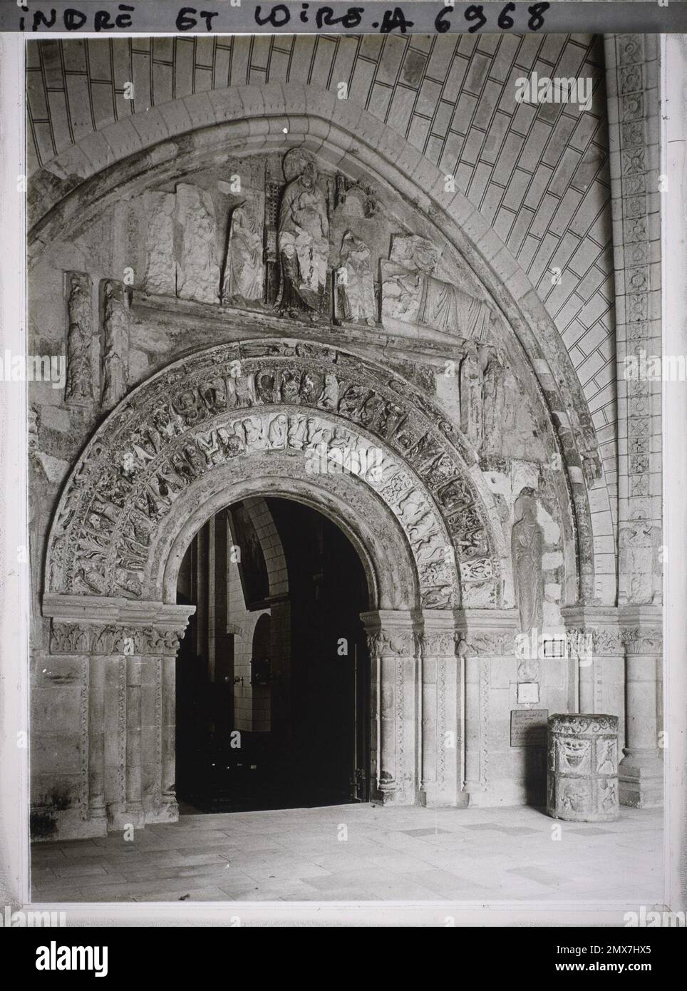 Relief Arch Of Auguste