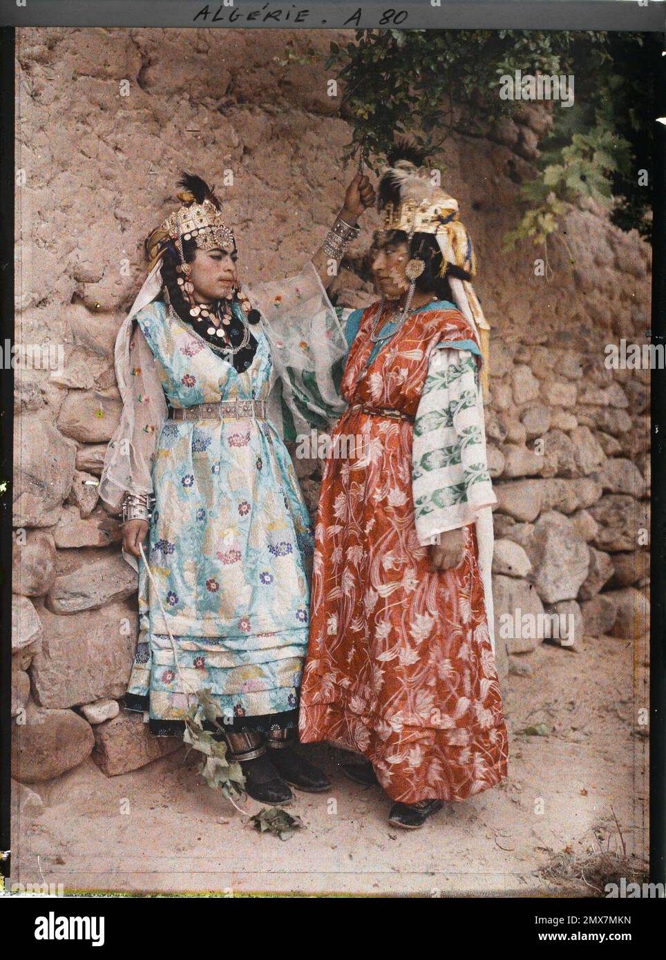 Bou Saada, Algeria two dancers from the Naïl Ouled tribe , 1909 or 1910 ...