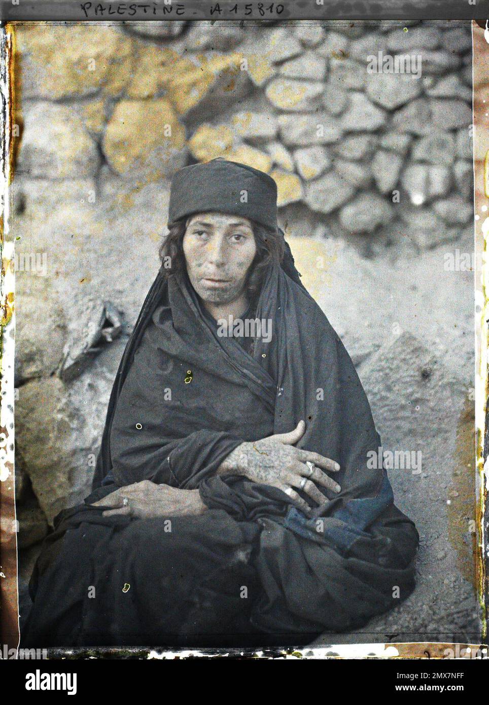 Jerusalem, Palestine Woman of AS-Salt tattooed at Indigo , 1918 - Near ...