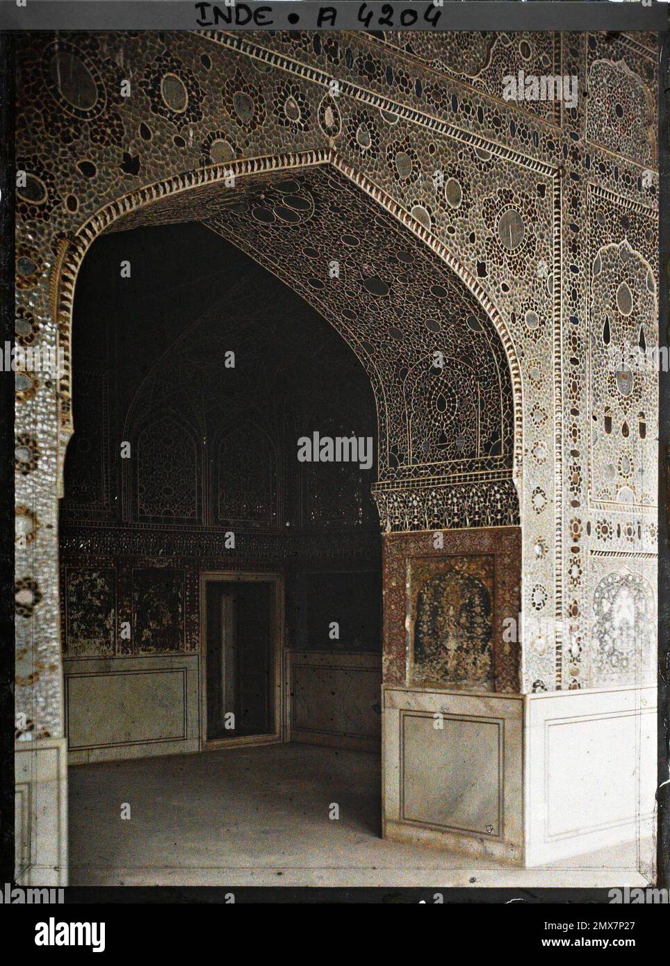 Sheesh Mahal Built By Shah Jahan