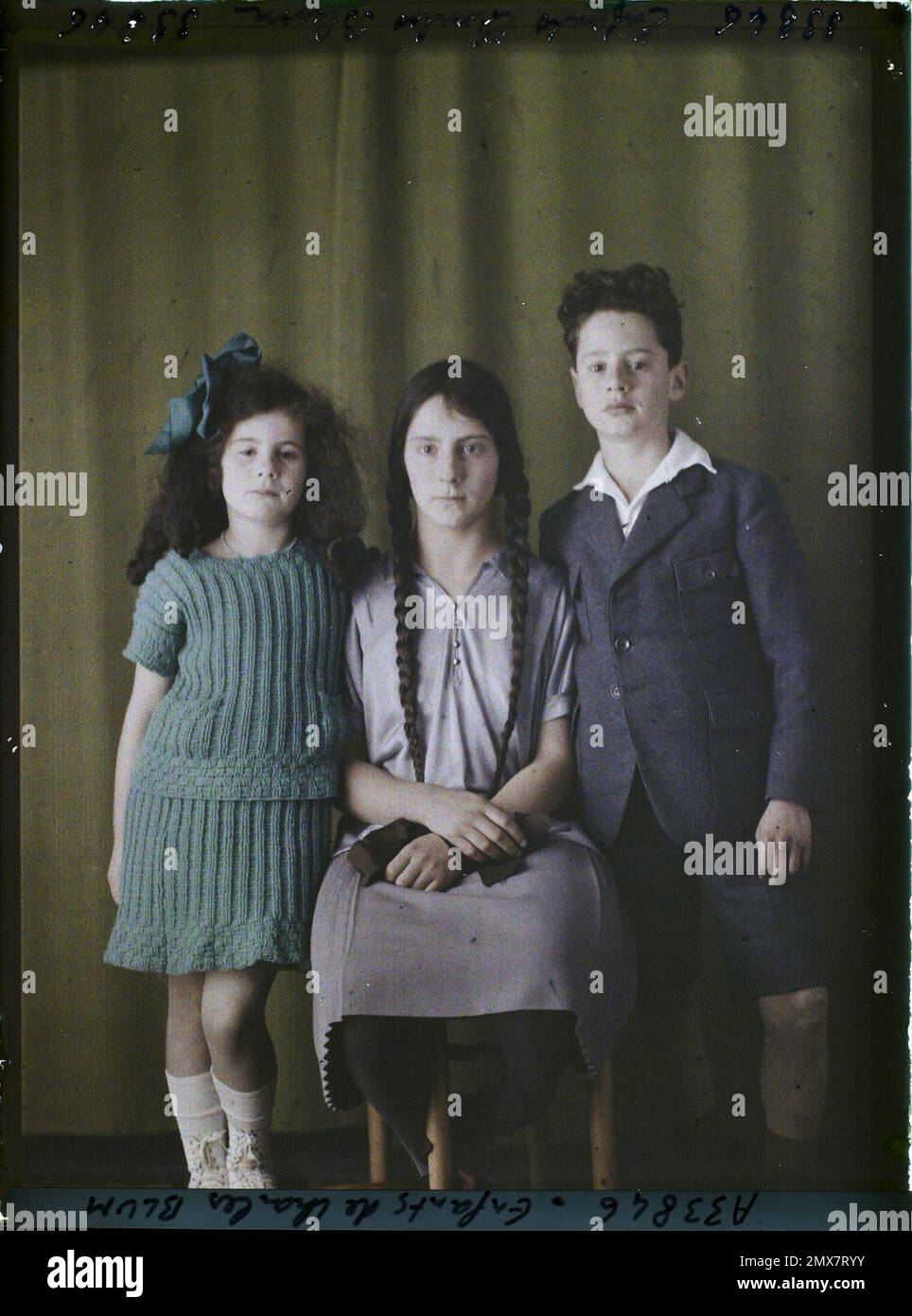 Solder image child group portrait family hairstyle headgear mod hi-res ...