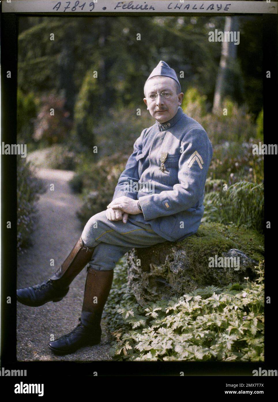 Military personality military uniform portrait press journalism hi-res ...