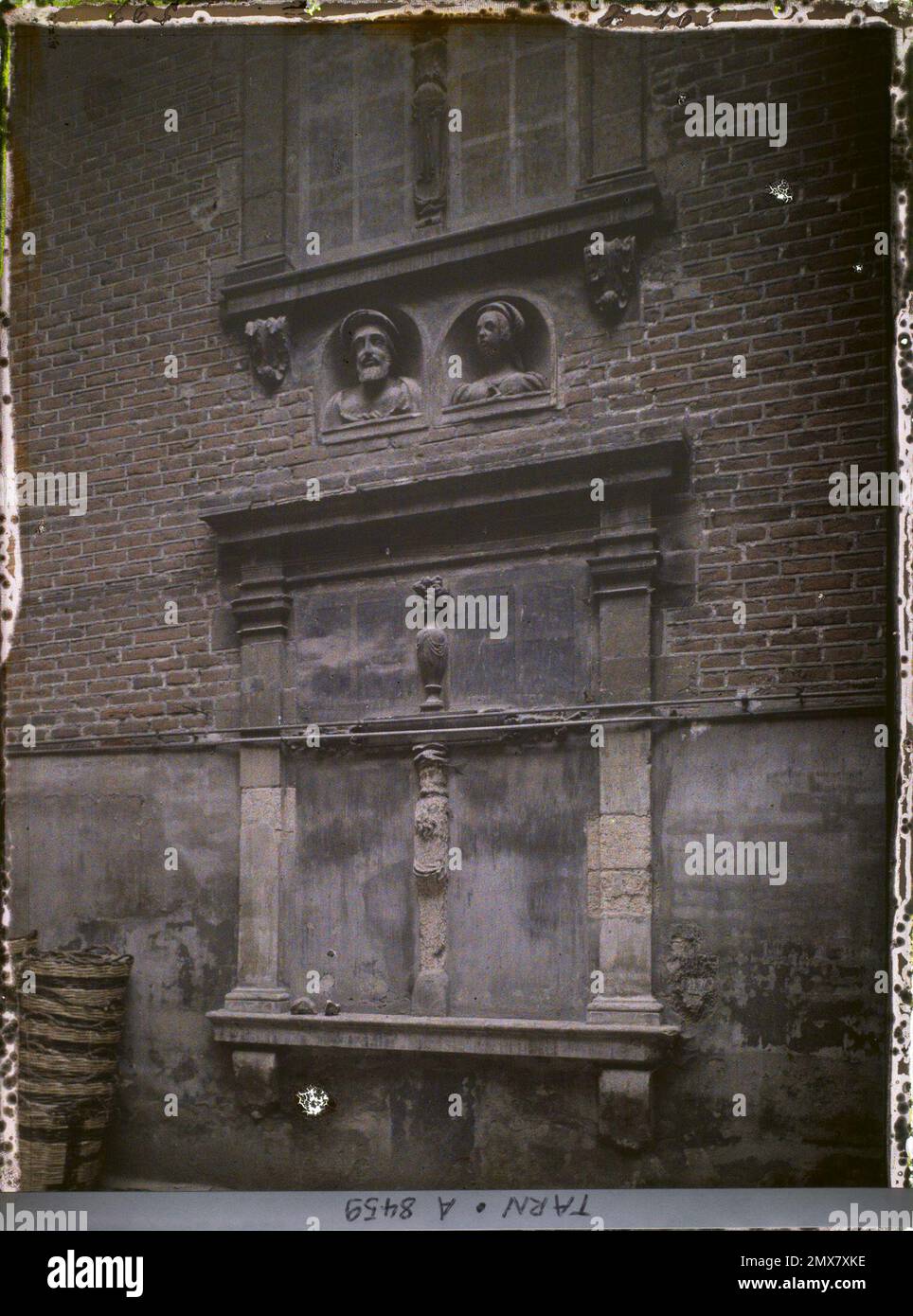 Albi, France the court of an old house rue Timbal, with its well , 1916 ...