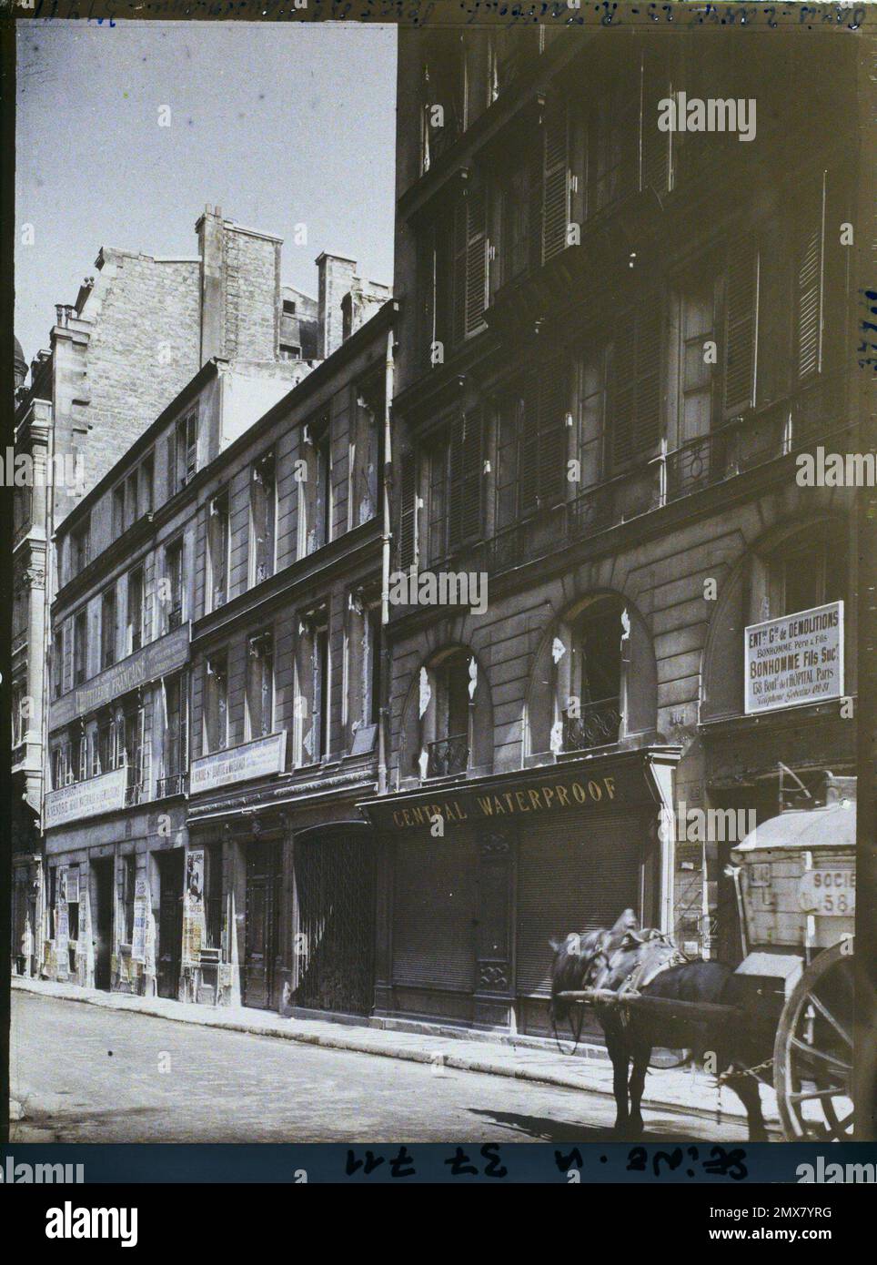 Haussmann paris france 19th hi-res stock photography and images - Alamy