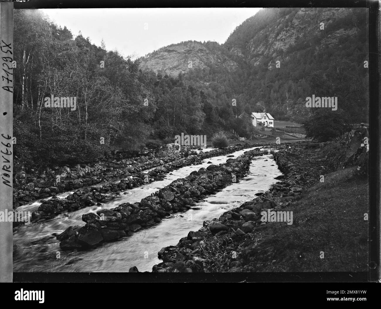 EIDE, Norway Salmon fishing device , 1910 - Voyage of Albert Kahn and ...