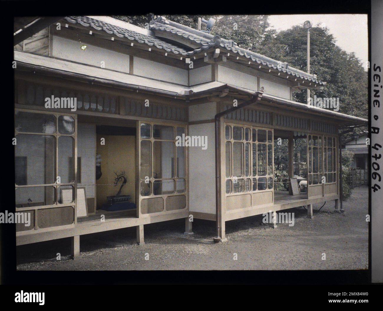 Paris (VIIIE arr.), France The exhibition of decorative arts, Japanese ...