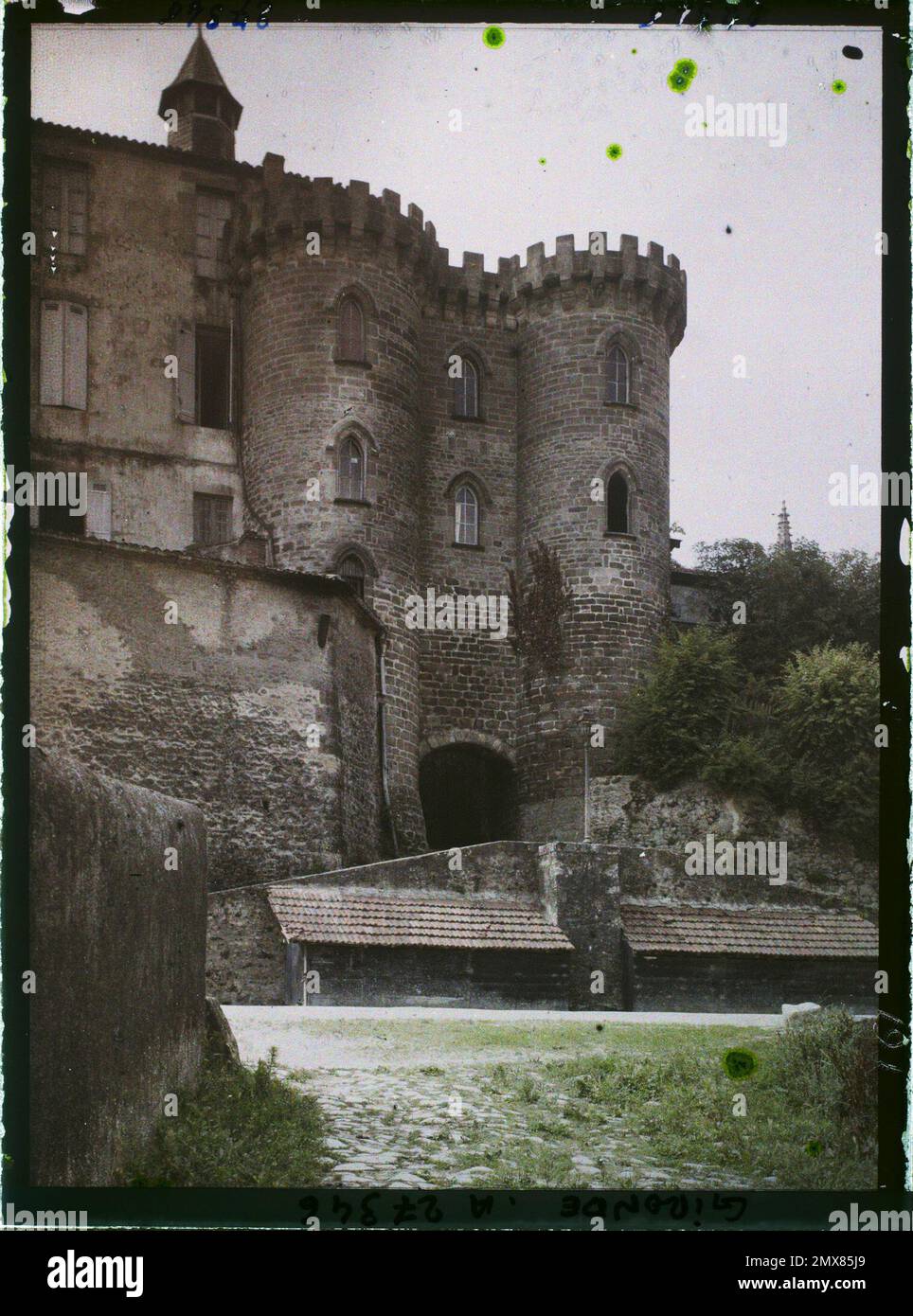 Tour fortified architecture rampart habitat architecture france hi-res ...