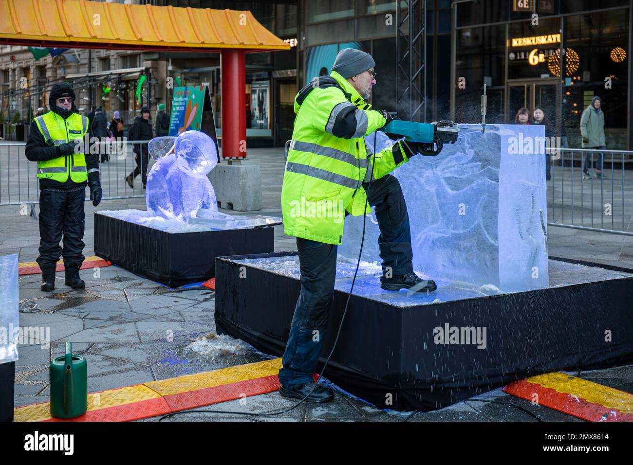 Ice sculptor at work in Helsinki, Finland Stock Photo - Alamy
