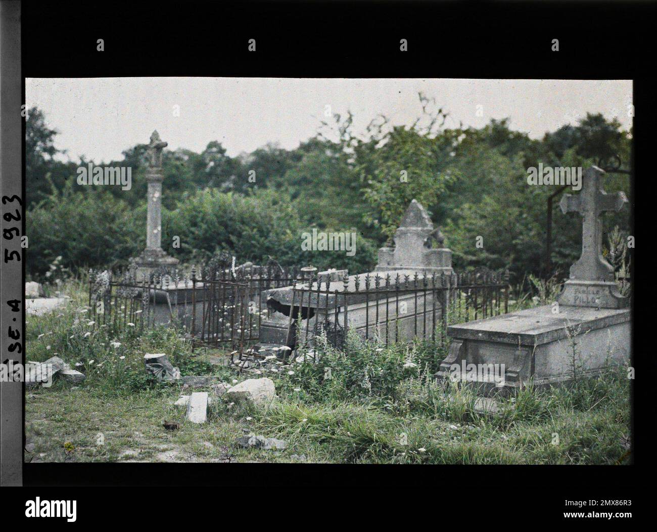 Gury, Oise, Picardy, France tomb deepened by a shell in Gury , 1915 ...