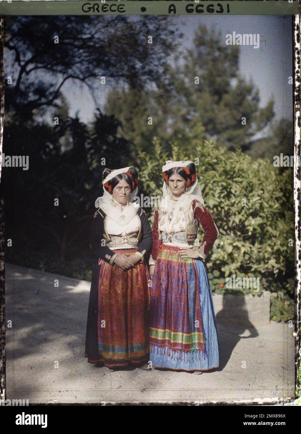 Two corfiotic women costume hi-res stock photography and images - Alamy