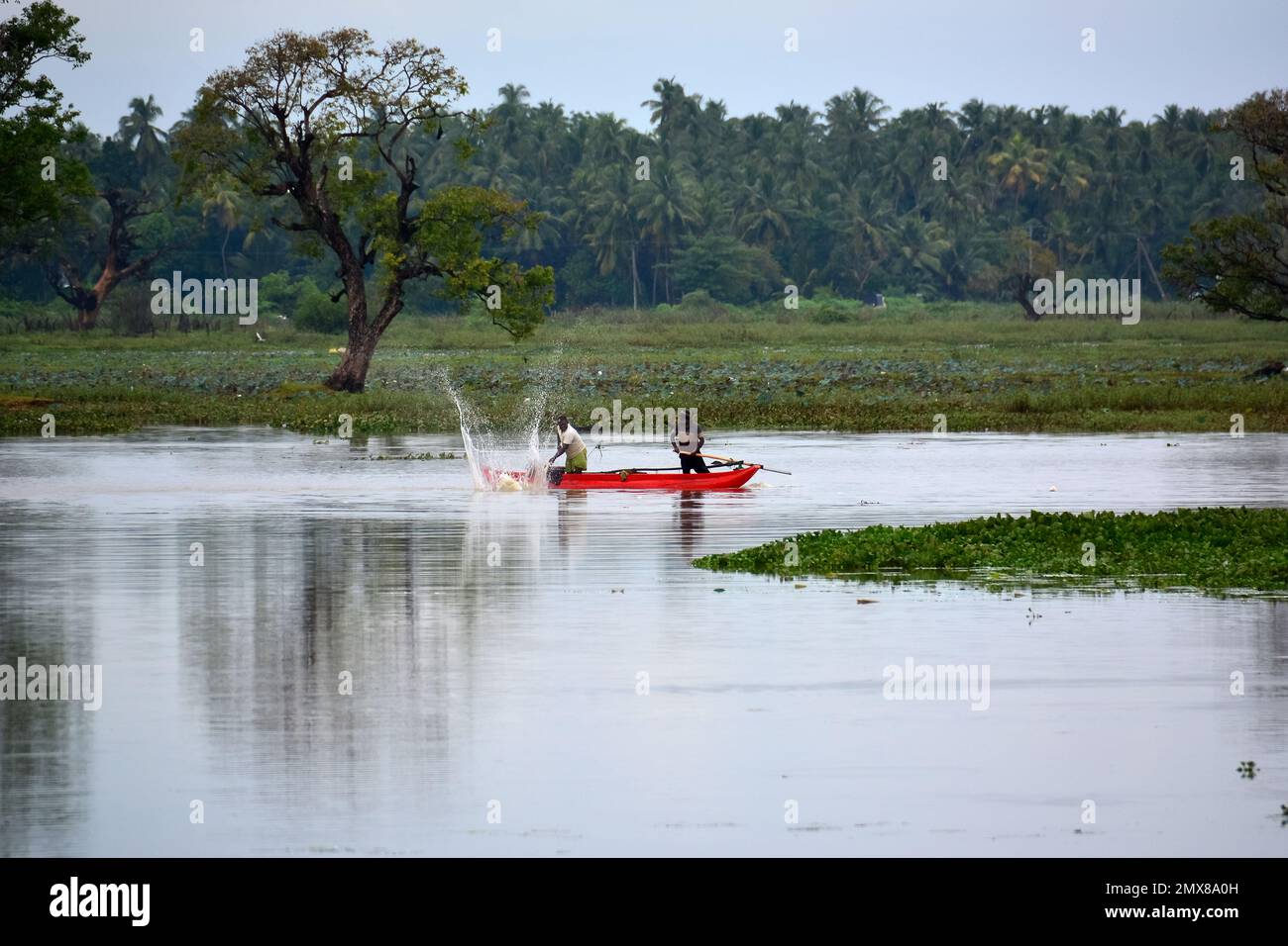 fishermans, Tissa Wewa. Lake Tissa, Tissamaharama, Hambantota District ...