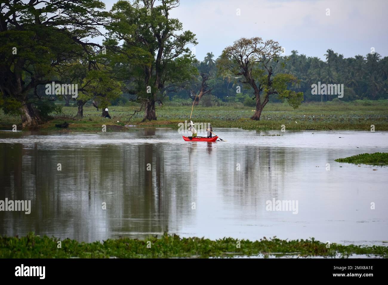 Sri lanka tissa wewa hi-res stock photography and images - Alamy