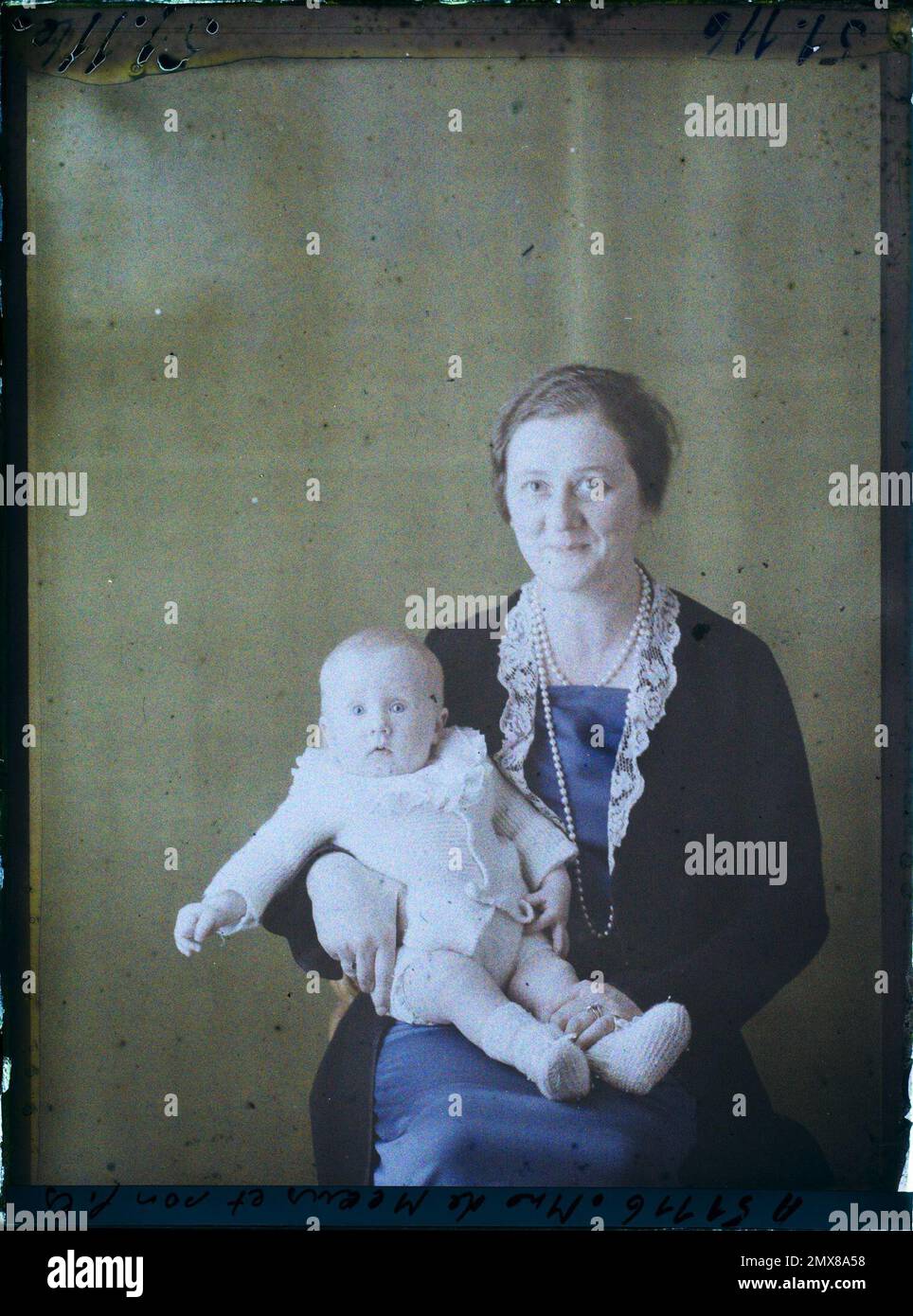 Woman child group portrait family fashion human beings clothing hi-res ...