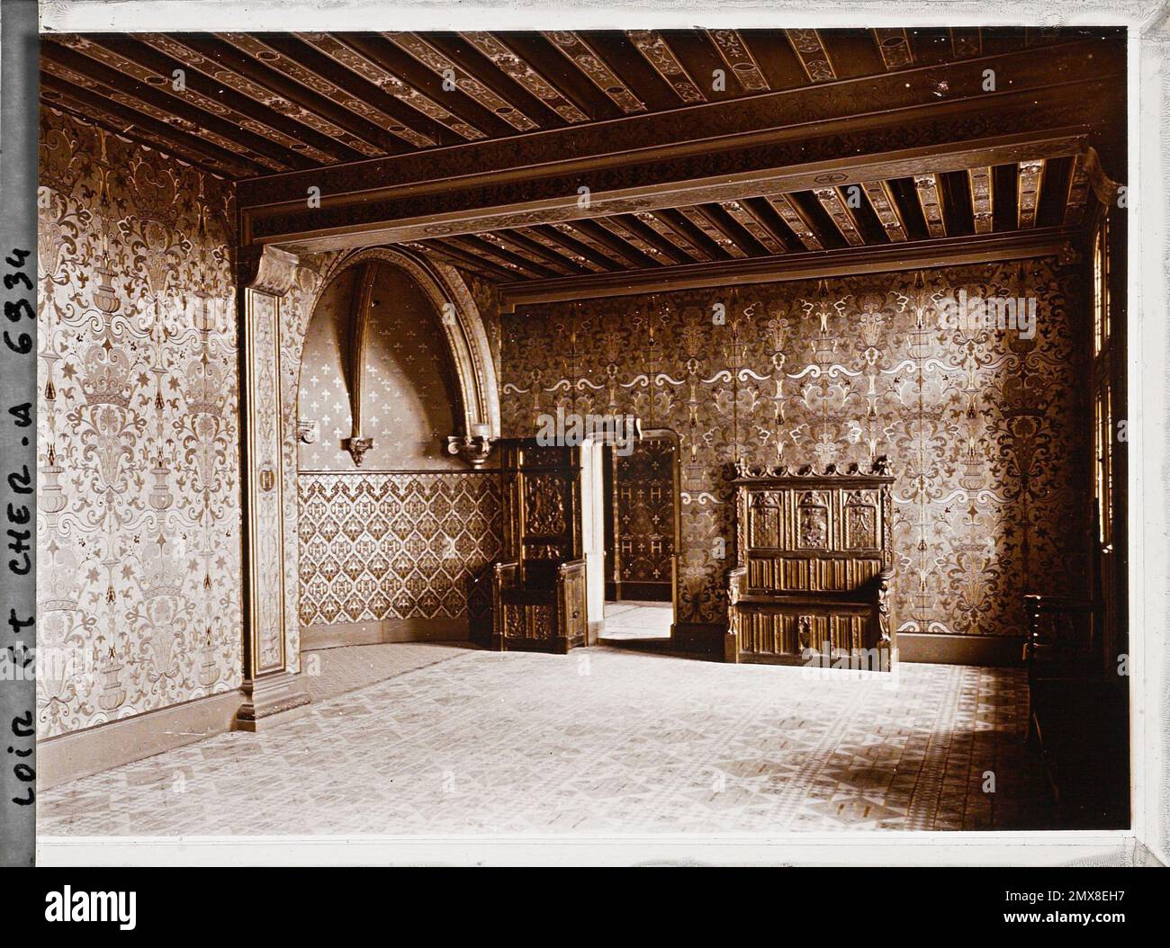 Blois, France The House of King Henri III in the royal apartments of ...