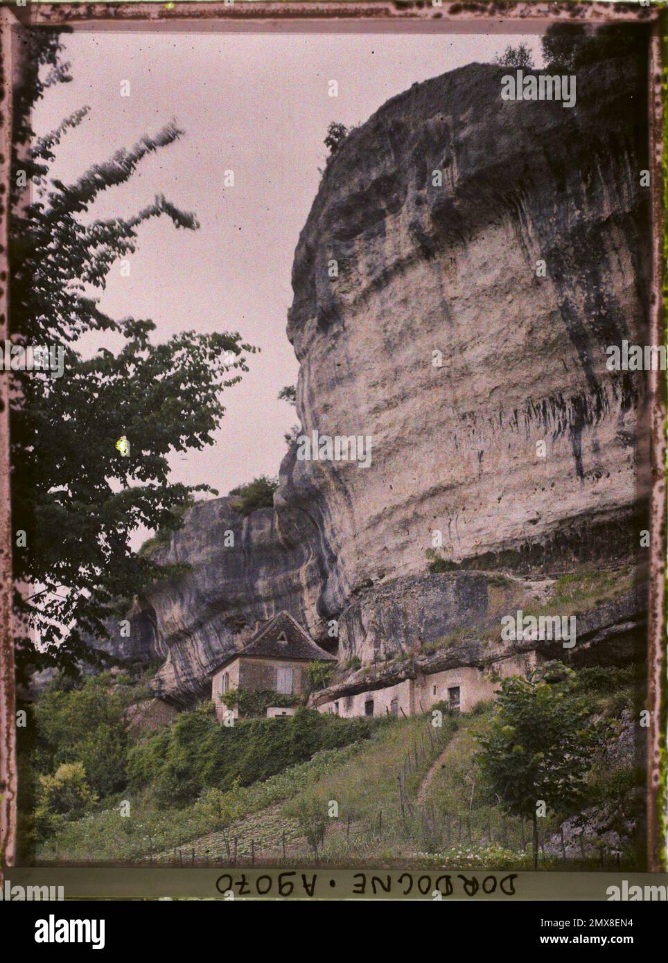 Les Eyzies, Dordogne , 1916 - French provinces - Jean Brunhes, Auguste ...