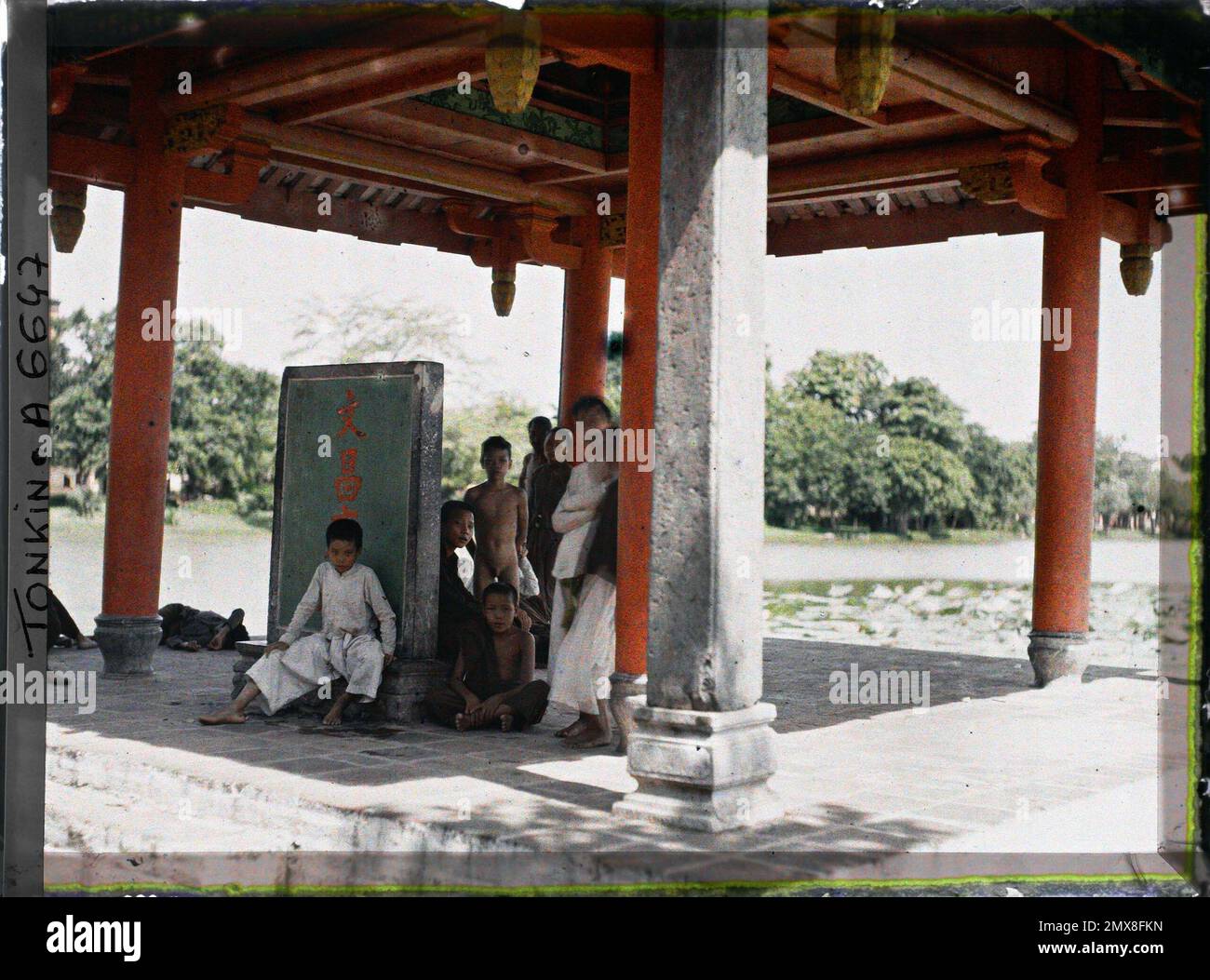 Thui toa hi-res stock photography and images - Alamy