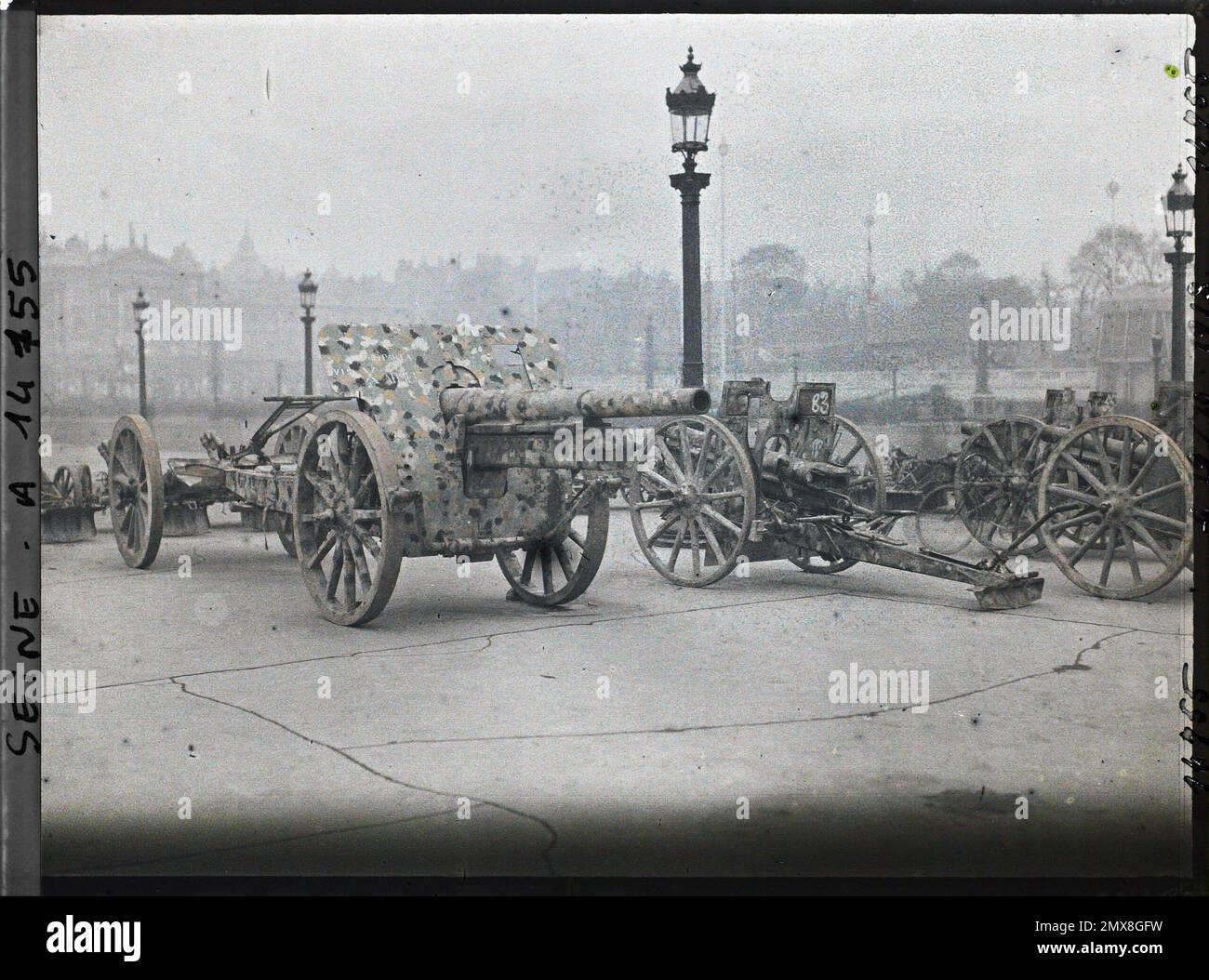 Concorde cannons hi-res stock photography and images - Alamy