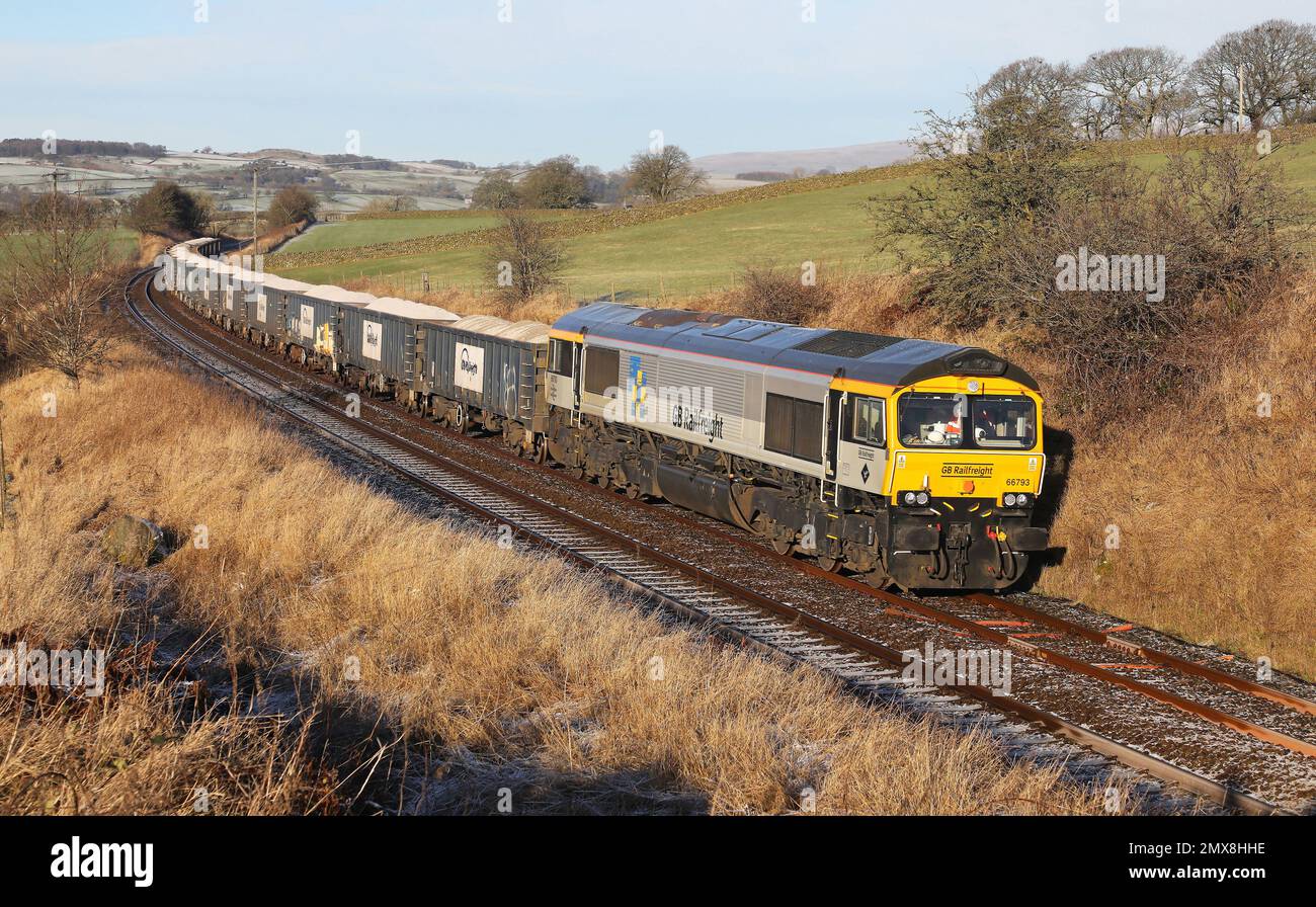 66793 passes Tommy Hall's Barn on 18.1.23 with the first run of 6M28 07 ...