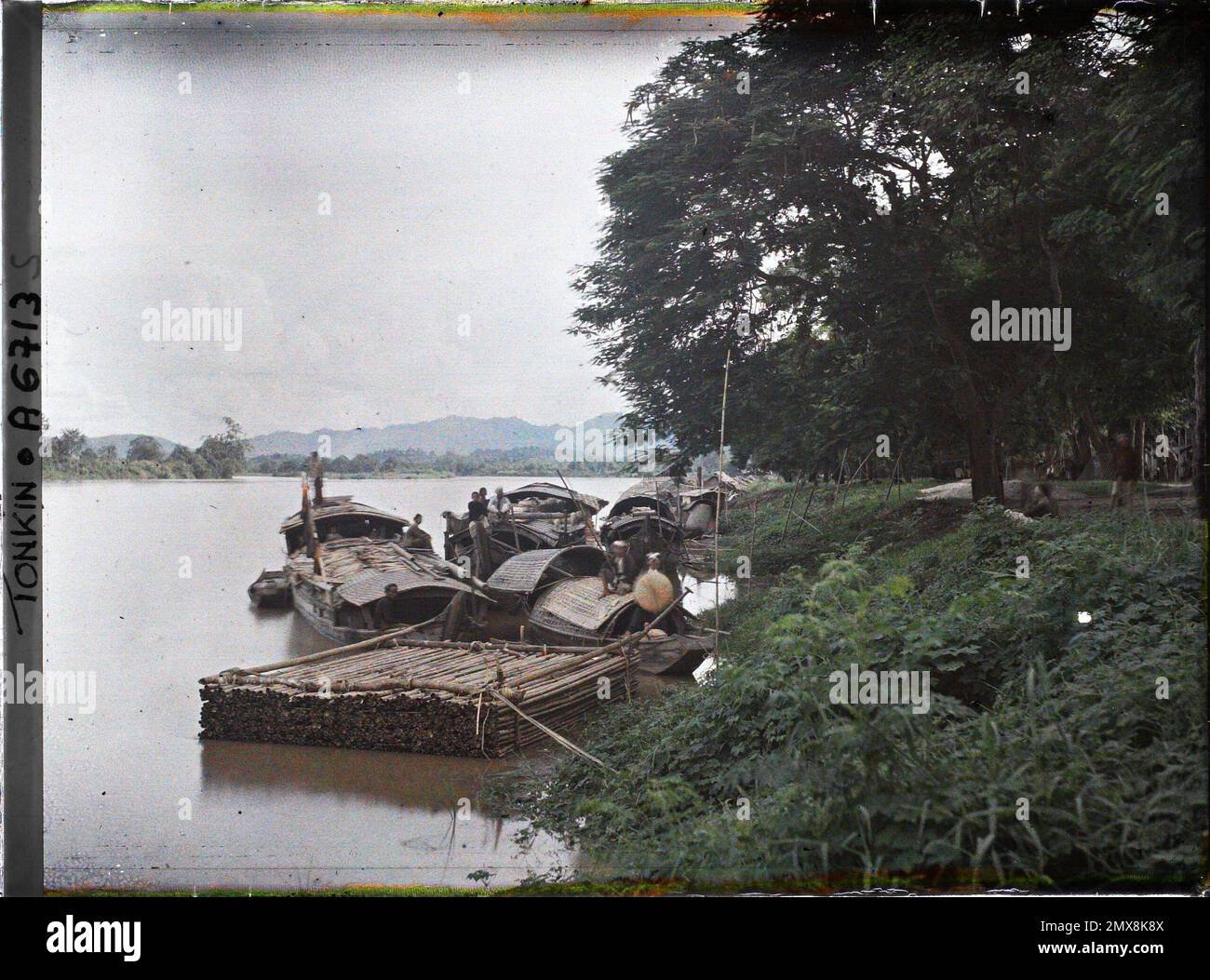 Tuyên-Quang, Tonkin, Indochina of sampans anchored by the Claire River ...