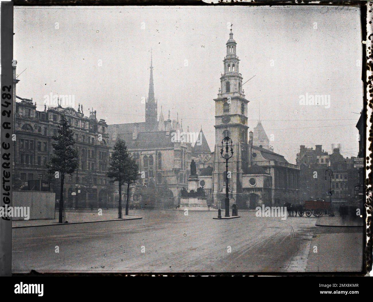 London, England St Clement Danes , 1913 - England - Auguste Léon ...