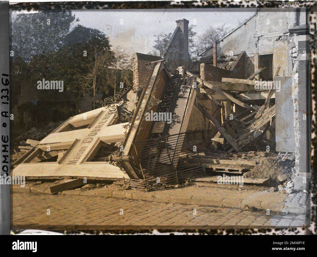 Roye, Somme, France , 1917 - Devastated regions, Somme, Oise, Aisne ...