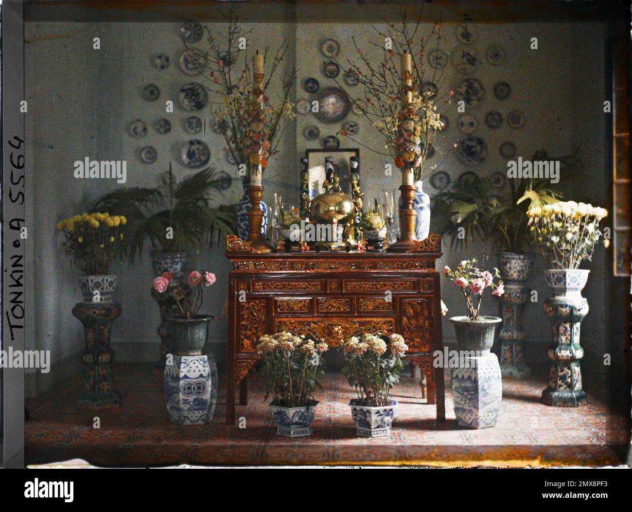 Hà-Dông, Tonkin, Indochina the ancestors altar at the Tông-Dôc ...