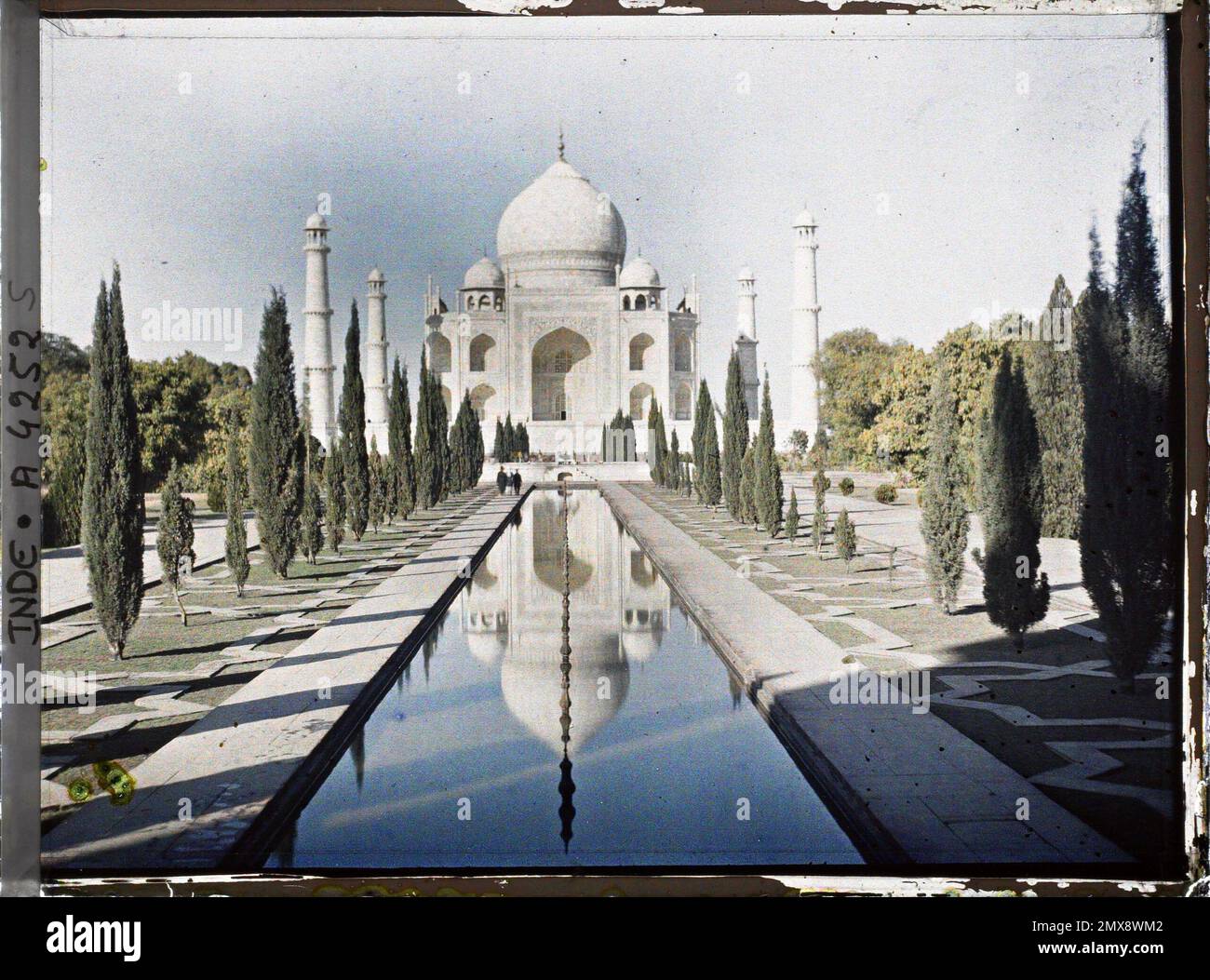Agra, Indes the great axial canal and the mausoleum of Taj Mahal , 1913 ...