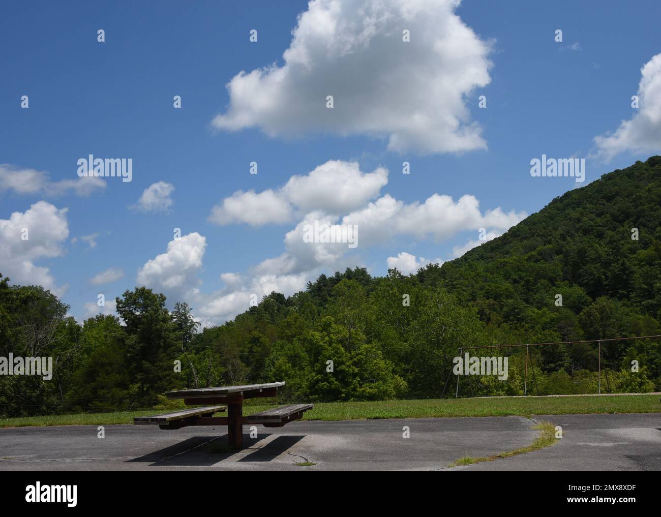 Steele creek lake park hi-res stock photography and images - Alamy