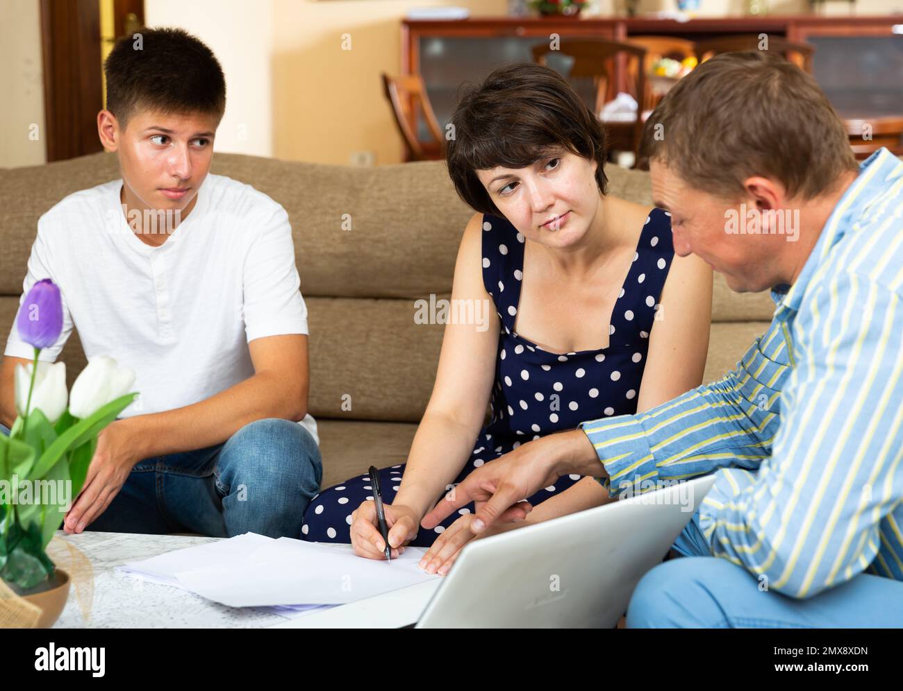 Adoption papers hi-res stock photography and images - Alamy