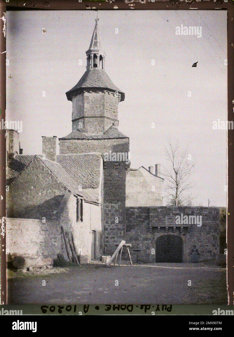 Tour fortified architecture rampart habitat architecture france hi-res ...