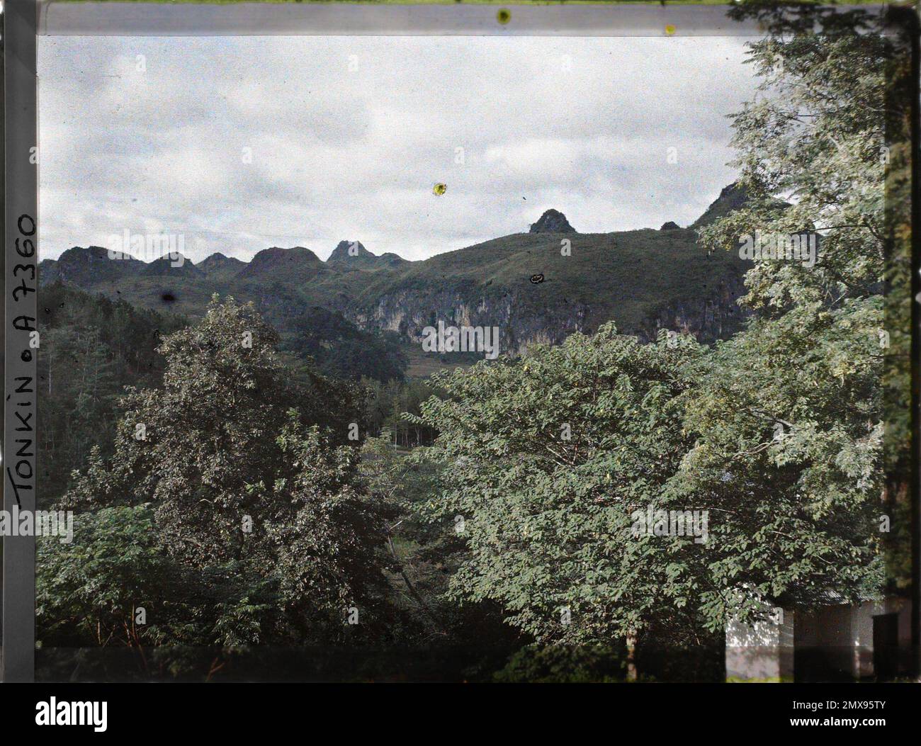 From hanoi to porte de china dong dang hi-res stock photography and ...