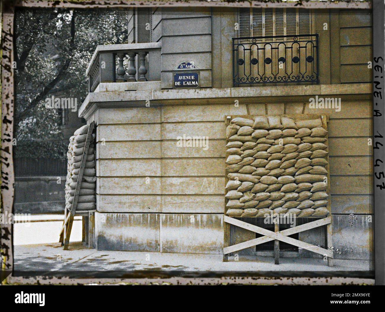 Paris (VIIIE arr.), France Plaque "avenue de l 'Alma", current avenue ...