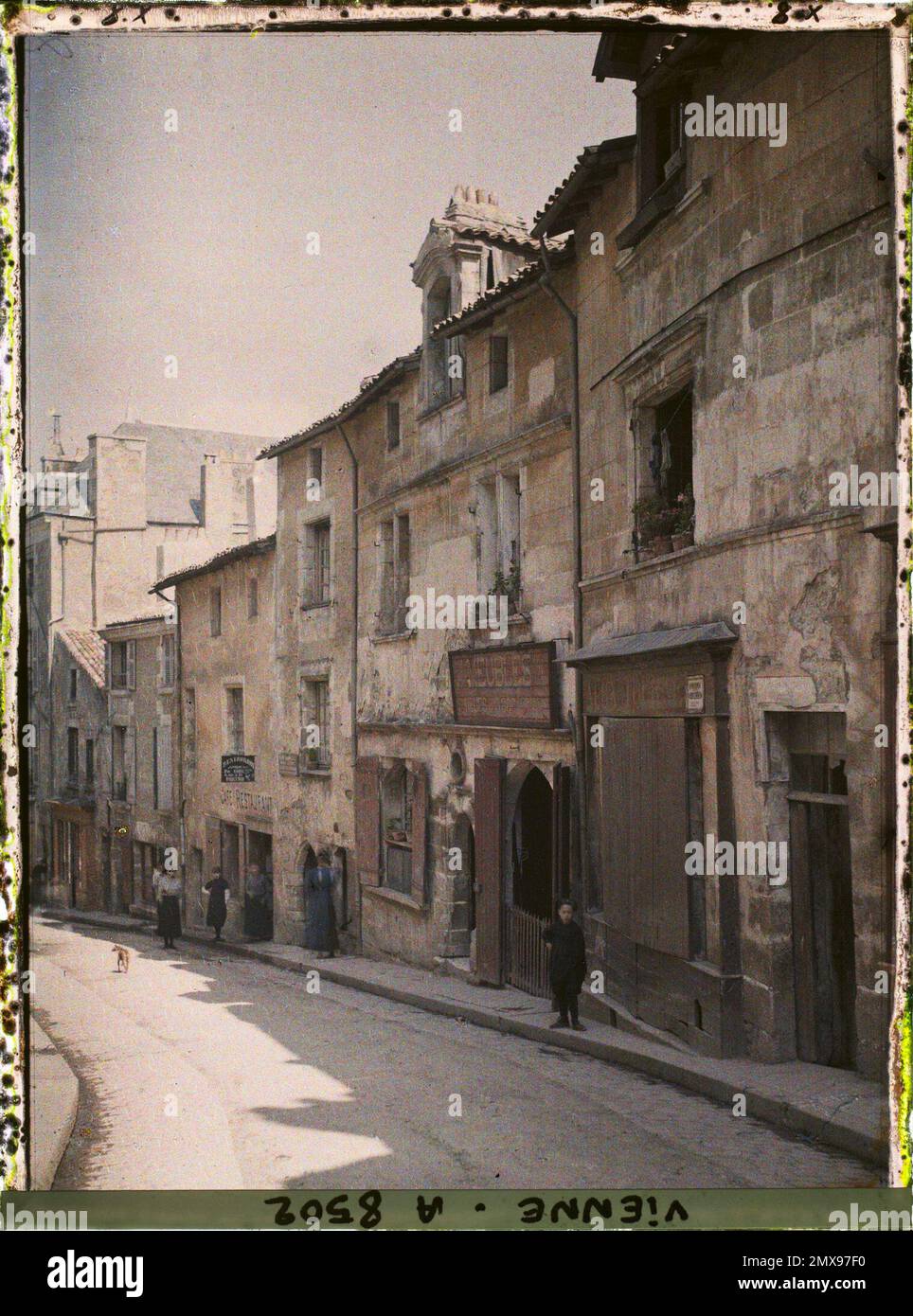 Poitiers, France rue des Trois Rois , 1916 - French provinces - Jean ...