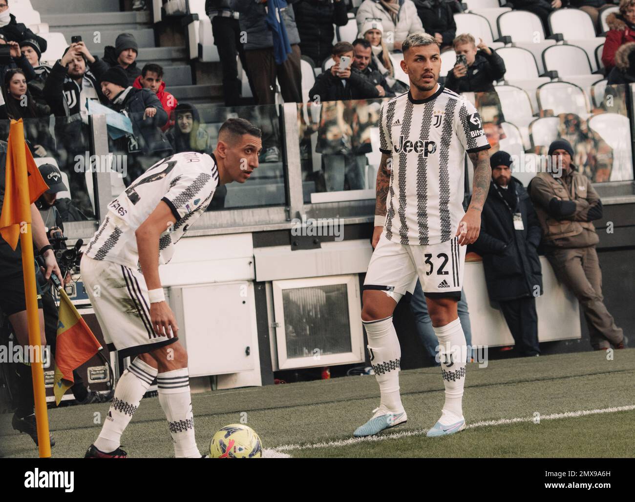Angel Di Maria and Leandro Paredes Stock Photo - Alamy