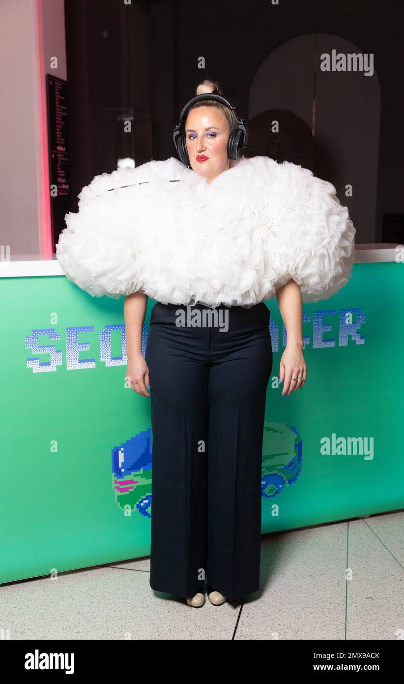 Hallyu wave hi-res stock photography and images - Alamy