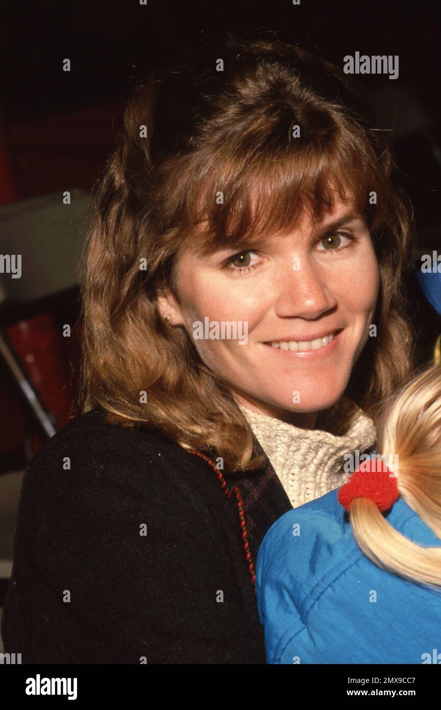 Mare Winningham at the 20th Anniversary of Circus Vargas, February 17 ...